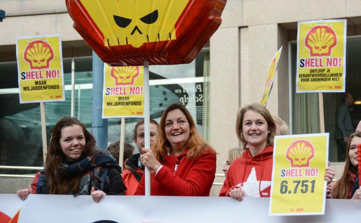 A better environment begins with the state, Shell and Exxon :: SP ...